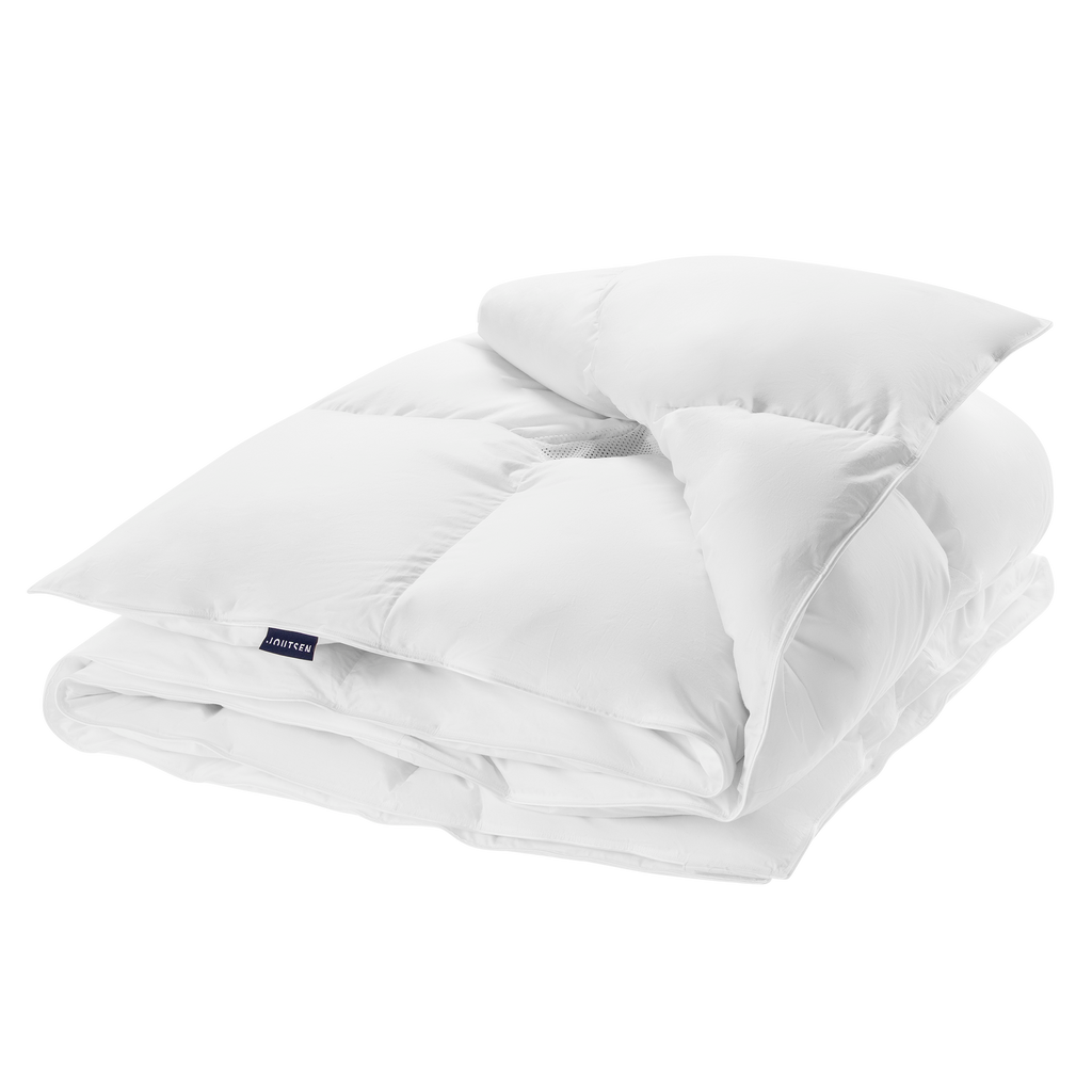Unessa - Fluffigt och Medelvarmt Duntäcke – Joutsen Sweden